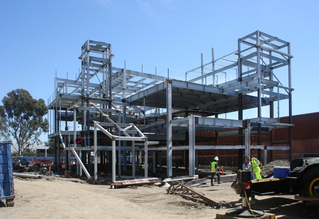 Clive Wilkinson Architects | KCRW and the Santa Monica College Media ...